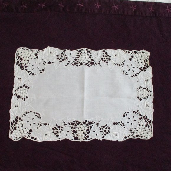 Vintage | Accents | 92s Vintage Table Linen | Poshmark